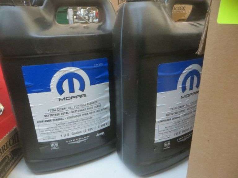 Mopar Total Clean - 2 Gallons & 6 16oz Spray Bottles - Lambrecht ...