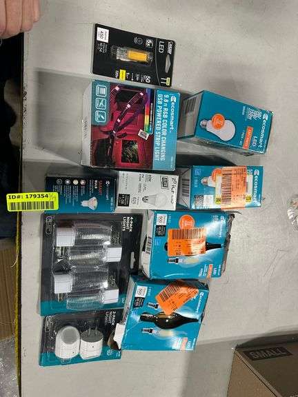 Assorted Lights - Lambrecht Auction, Inc.