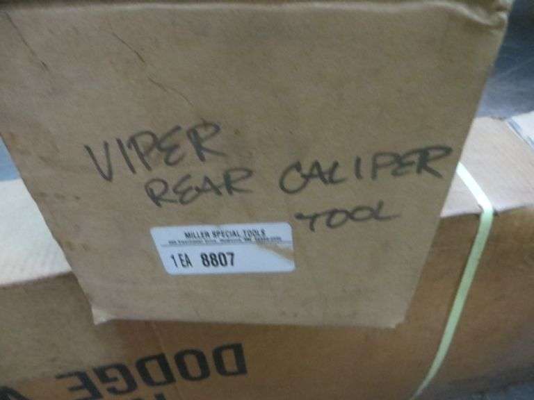 MST #6660 Viper Tool Kit & Viper Rear Caliper Tool - Lambrecht Auction ...