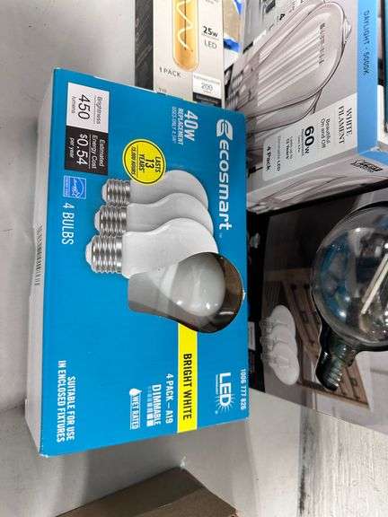 Assorted Light Bulbs - Lambrecht Auction, Inc.
