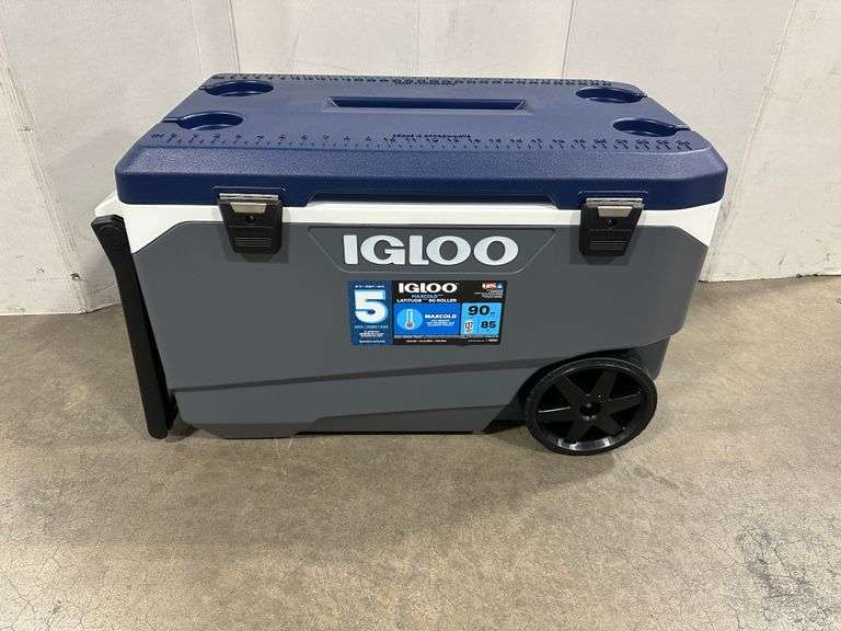 Igloo 90-quart Maxcold Latitude Flip & Tow Wheeled Cooler - Lambrecht ...