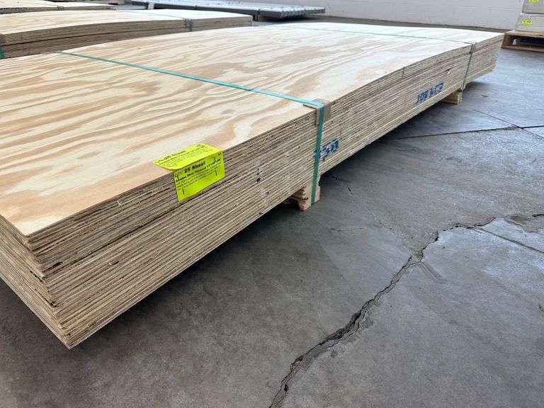 Sanded Shop Plywood 1/4"x48"x96" - Lambrecht Auction, Inc.