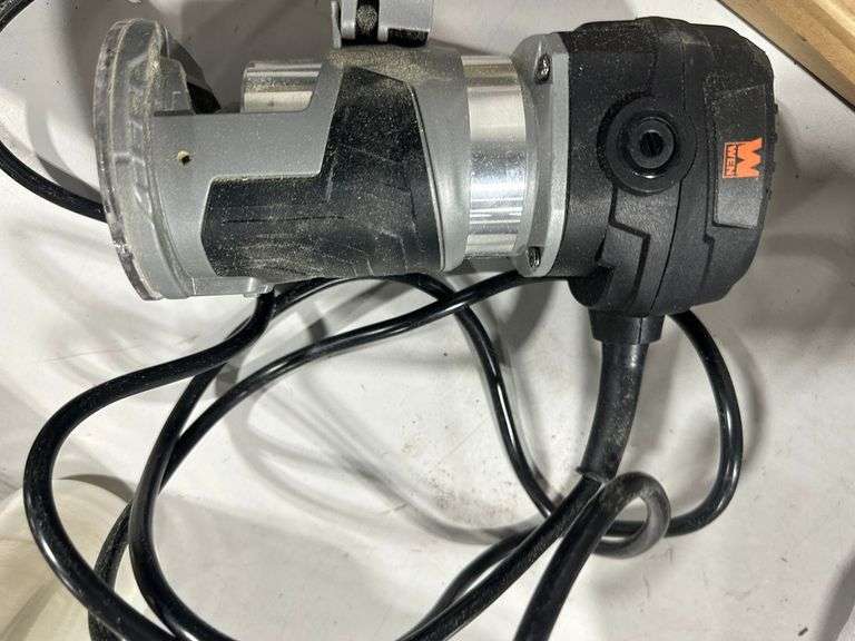 6-Amp Handheld 1/4-Inch Variable Speed Laminate Trim Router - Lambrecht ...