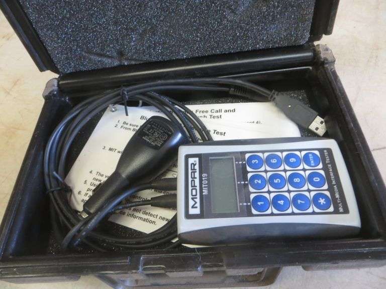 Mopar Multi-Media Interface Tester - Lambrecht Auction, Inc.
