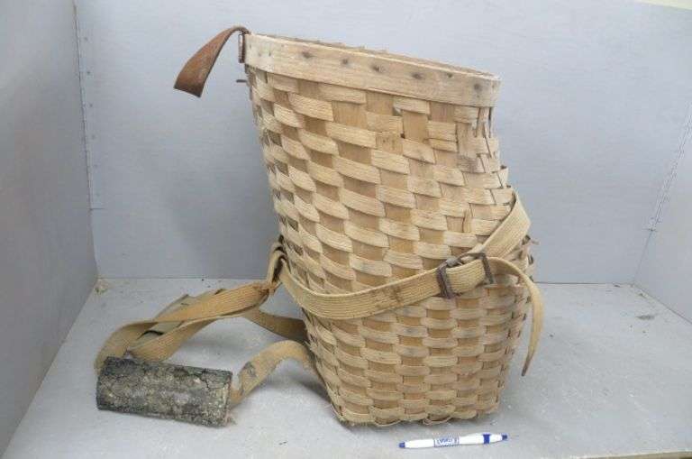 Trapper Basket - Lambrecht Auction, Inc.
