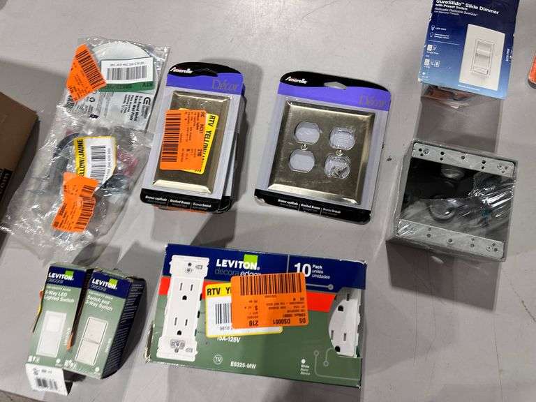 Assorted Electrical Items - Lambrecht Auction, Inc.