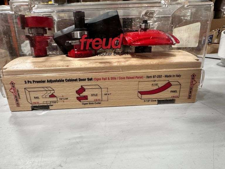 Freud 97-154: 3 Piece Premier Adjustable Cabinet Bit Set, - Lambrecht ...