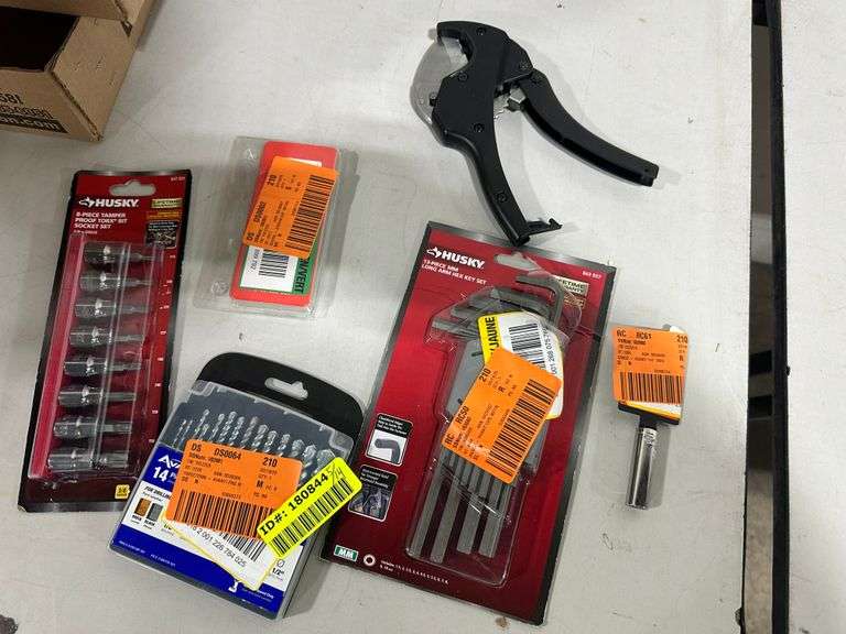 Assorted Bits & Sockets - Lambrecht Auction, Inc.