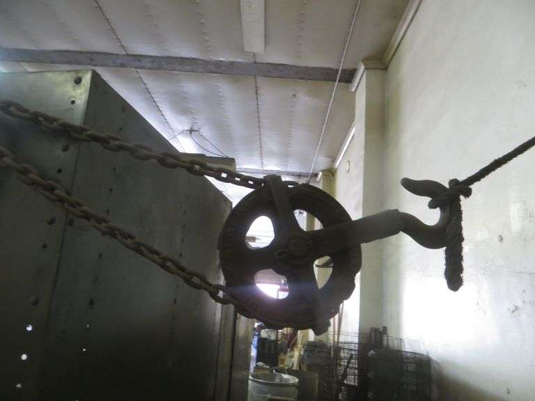 Chain Falls - Older Ones w/ 1/4" Chain - Lambrecht Auction, Inc.