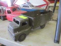 Structo Army Truck - Lambrecht Auction, Inc.