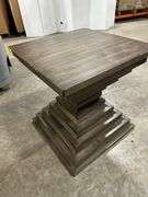 Hannodream End Table - Lambrecht Auction, Inc.