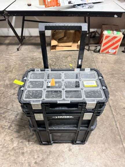 22 in. Connect Rolling System Tool Box - Lambrecht Auction, Inc.