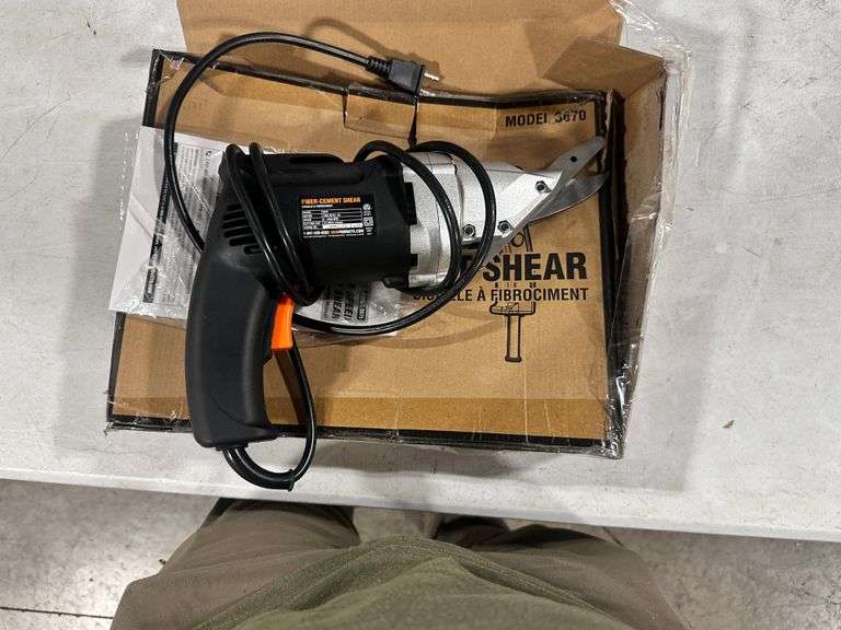 Variable Speed Electric Fiber Cement and Siding Shear - Lambrecht ...