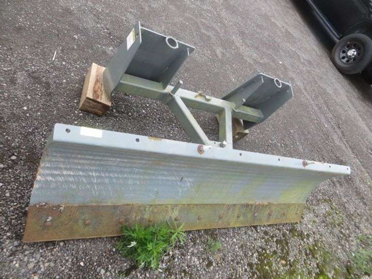 6' SSL Quick Attach Angle Snow Blade - Lambrecht Auction, Inc.