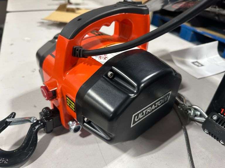 Ultra-Tow Portable Electric Winch 1100 lbs. - Lambrecht Auction, Inc.