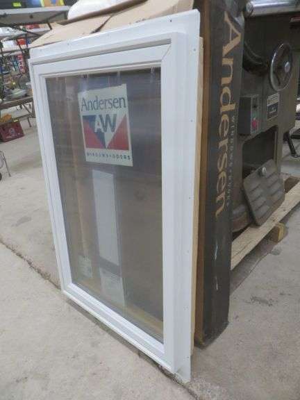 Anderson Casement Window w/Screen - Lambrecht Auction, Inc.