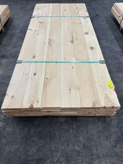 White Pine T&G WP4 Smooth Face Paneling 1"x8"x8' - Lambrecht Auction, Inc.