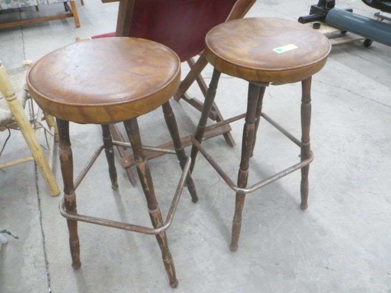 Pair of Bar Stools - Rusty Foot Rungs - Lambrecht Auction, Inc.