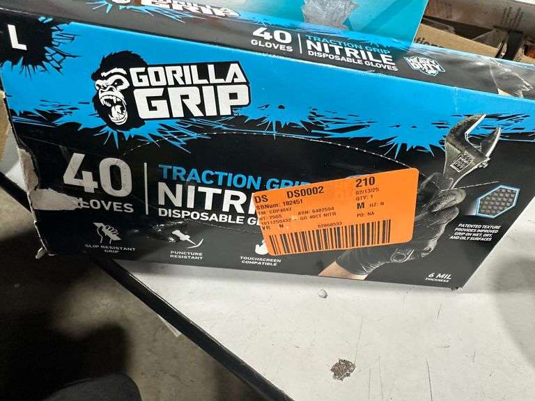 Gorilla grip and HDX Trash Bags - Lambrecht Auction, Inc.