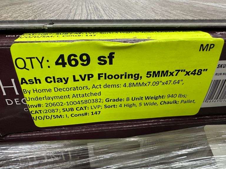 Ash Clay LVP Flooring, 5MMx7"x48" - Lambrecht Auction, Inc.