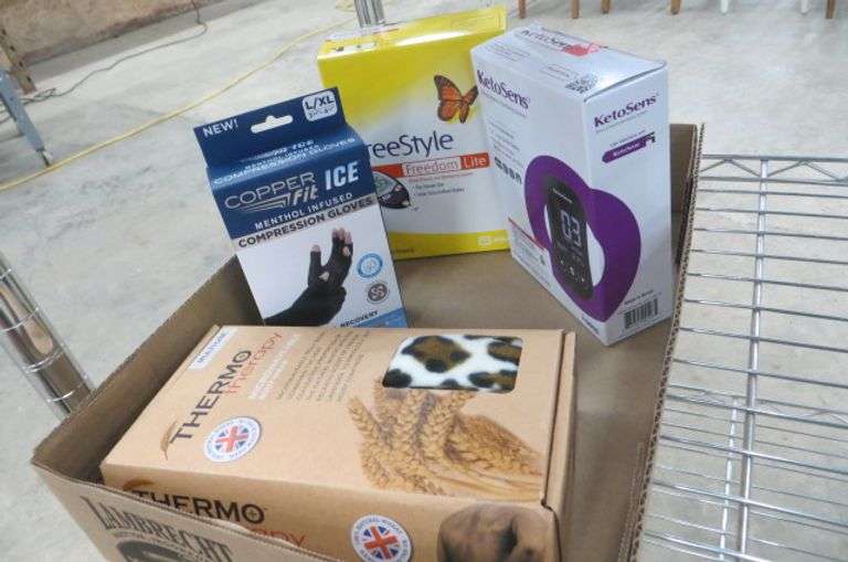 Compression Gloves, Thermo Body Wrap, Glucose Tester, Etc. - Lambrecht ...