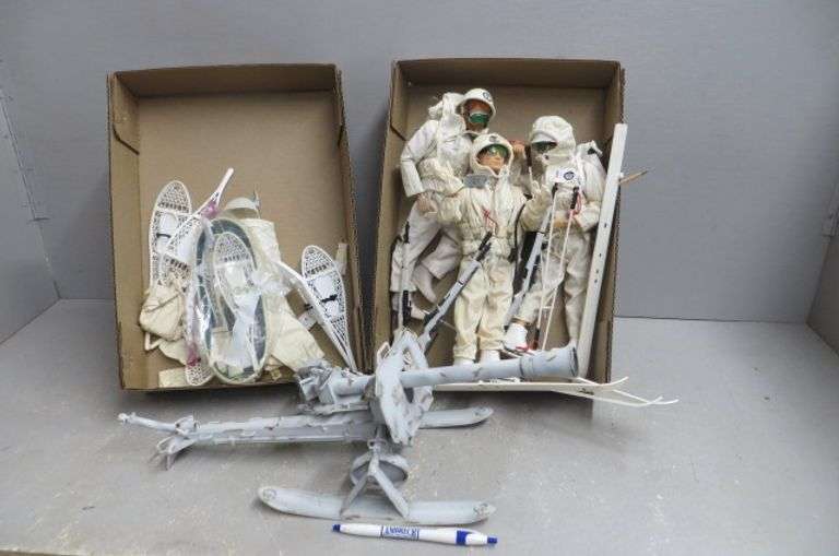 GI Joe Action Figures (3) w/ Winter Gear - 2 Boxes - Lambrecht Auction ...