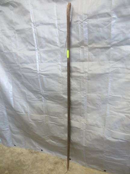 68" Bar w/ Pointed & Flat Ends - Lambrecht Auction, Inc.