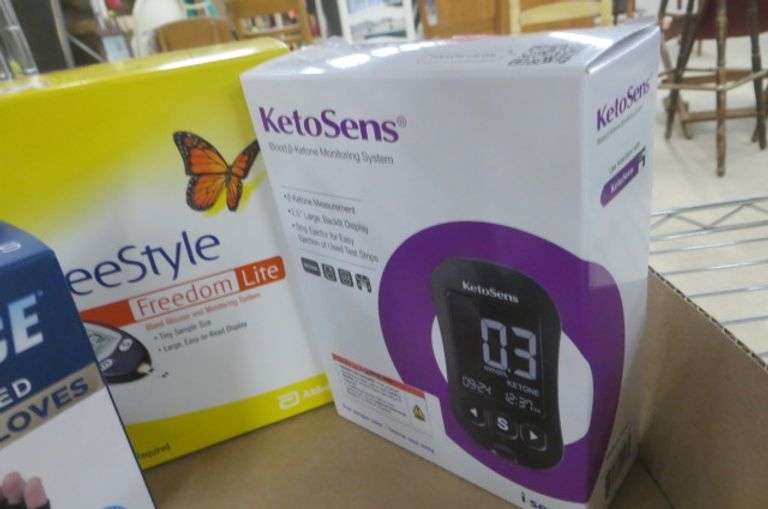 Compression Gloves, Thermo Body Wrap, Glucose Tester, Etc. - Lambrecht ...