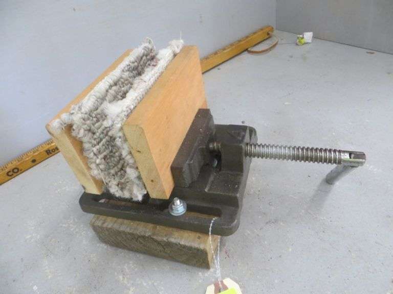 4" Drill Press Vise Modified for Rifle Stocks - Lambrecht Auction, Inc.