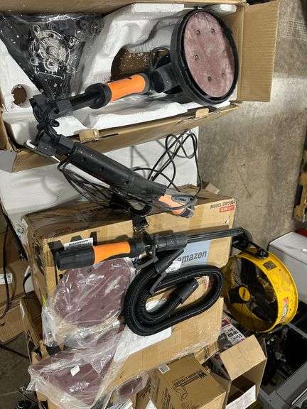 Dual-Head Drywall Sander with 15-Foot Dust Hose - Lambrecht Auction, Inc.
