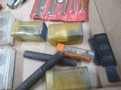 Thread Chasers, Screw Extractors, etc. - Lambrecht Auction, Inc.