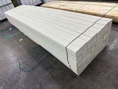 Primed Euro Spruce Bevel Lap Siding, 1/2"x6"x16' - Lambrecht Auction, Inc.