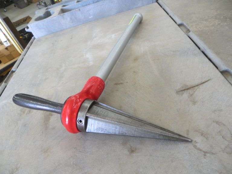 Ridgid Pipe Reamer - Lambrecht Auction, Inc.