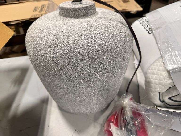 Danry Table Lamp - Lambrecht Auction, Inc.