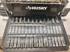 Husky 290-Piece Mechanics Tool set - Lambrecht Auction, Inc.