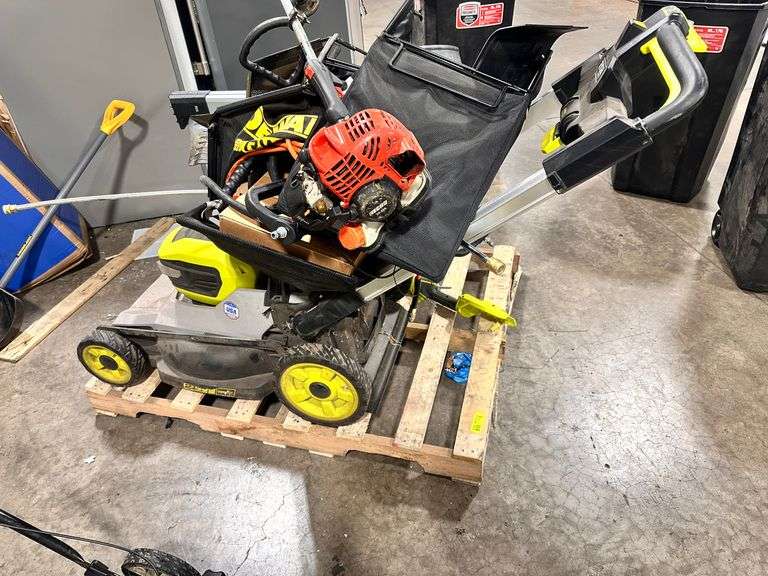 5000 Pallet Of Broken Items - Lambrecht Auction, Inc.