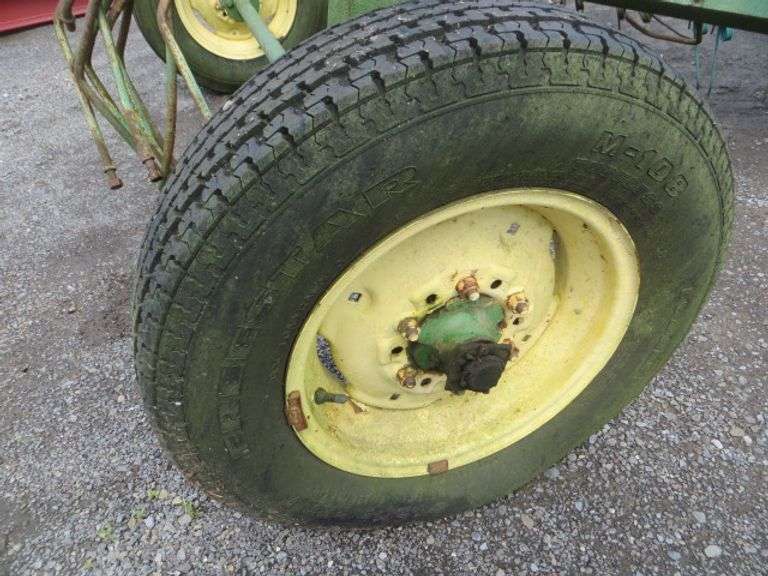 John Deere Side Rake - Lambrecht Auction, Inc.