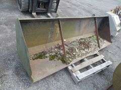 96" SSL Quick Connect Bucket - Lambrecht Auction, Inc.