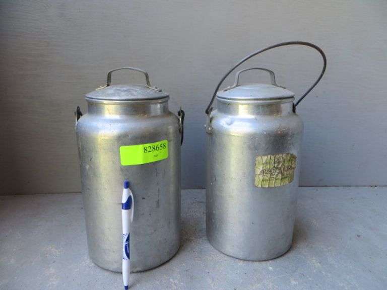 Aluminum Milk Pails 1-Gallon - Lambrecht Auction, Inc.