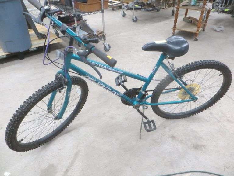Murray 15-Speed 26" Bike - Lambrecht Auction, Inc.
