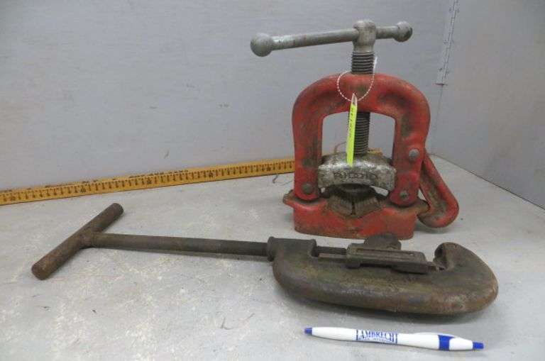 Ridgid Pipe Vise & 2" Pipe Cutter - Lambrecht Auction, Inc.