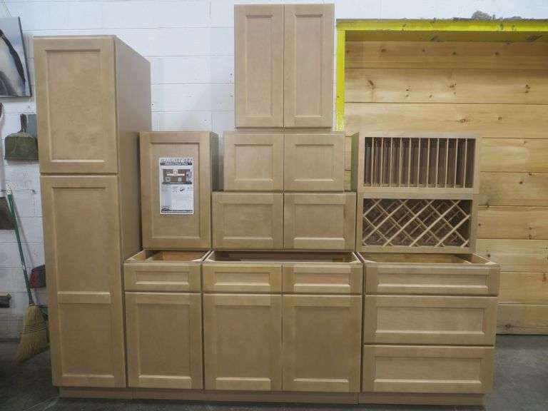 Sonona Sand Kitchen Cabinet Set 16' - Lambrecht Auction, Inc.
