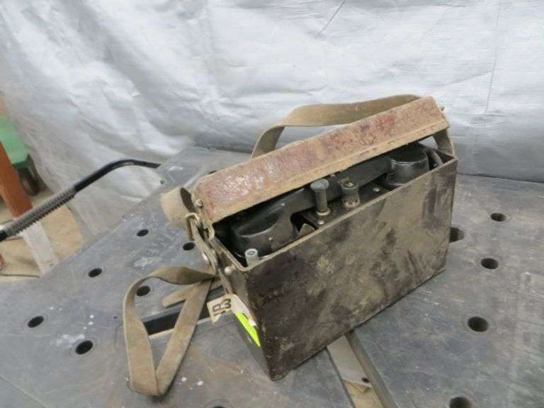 Army Field Phone in Bakelite Case - Lambrecht Auction, Inc.