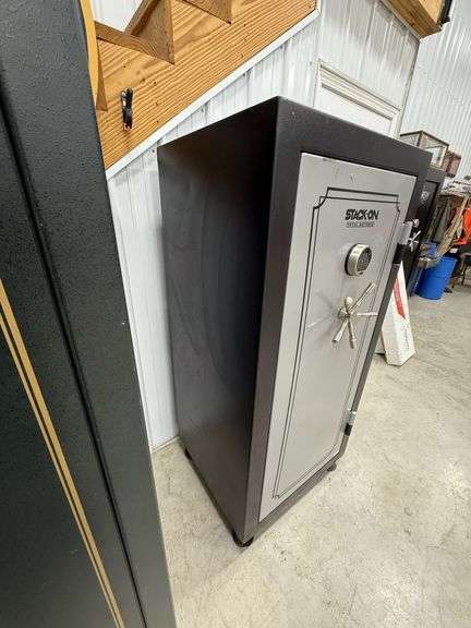 Stack-On Total Defense Gun Safe - Langham Auctioneers
