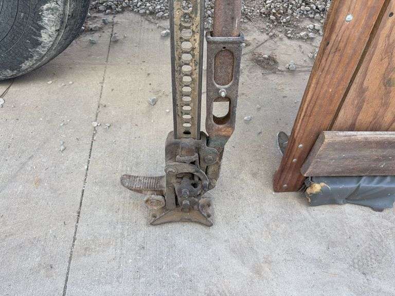 Handyman Jack, Has Handle, Mechanics Model 33 Creeper, - Langham ...