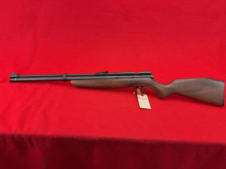 Benjamin Discovery Model 1K77 .177Cal Air Rifle - Langham Auctioneers