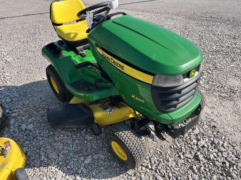 John Deere X300 Mower, 42” Deck, 482Hrs on Working Meter, 17HP I-Torque ...