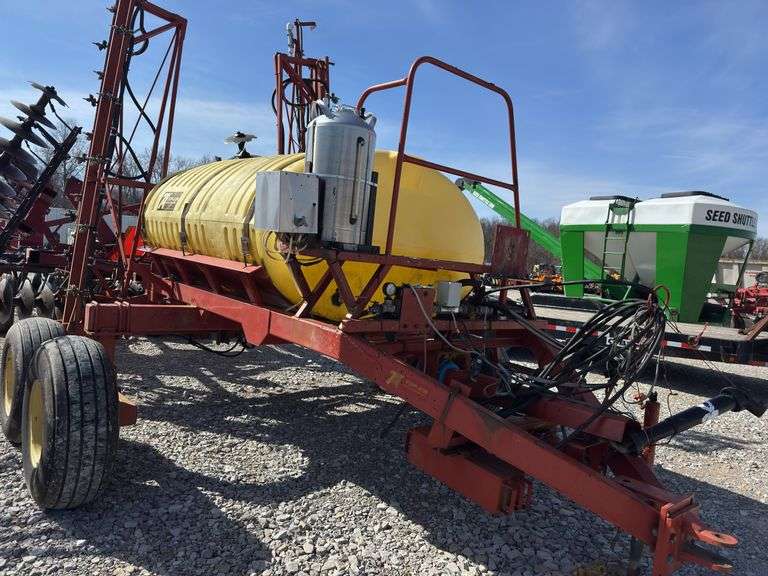 Top-Air Sprayer, Poly 700 Gallon Tank, 60’ Booms, Foam Markers (Needs ...