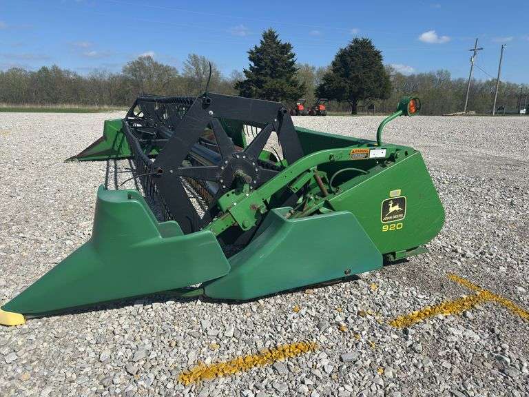 1996 John Deere 920 Grain Platform Header, Poly Row Dividers, Plastic ...