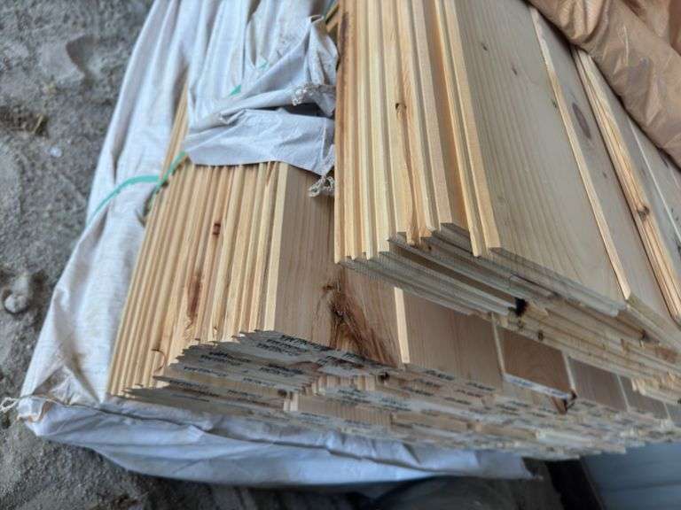 (42) 1”X8”X6’ Tongue And Groove Eastern White Pine, Cabin Grade, V ...